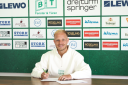 Chemie sichert sich Dienste von David Pfeil